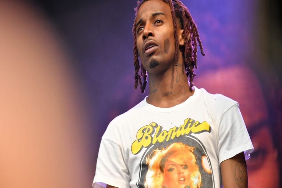 Upcoming100-Carti has fans speculating these days.