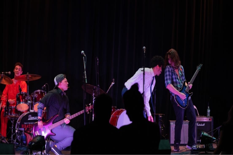 Upcoming100-Canadian Rock Band Heatstroke Unveils “Times Square Claire ...